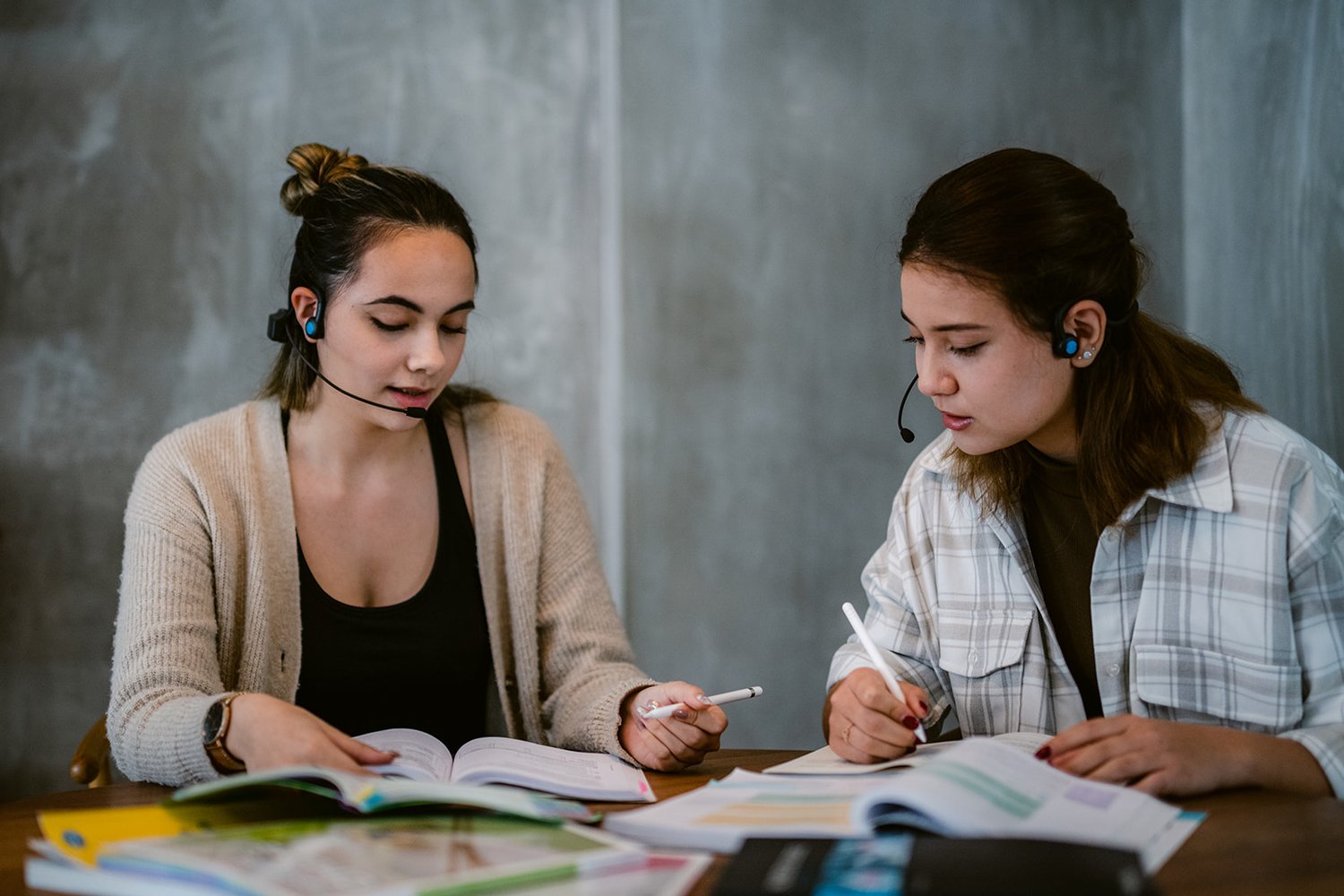 How can students use Forbrain with the active recall study method?